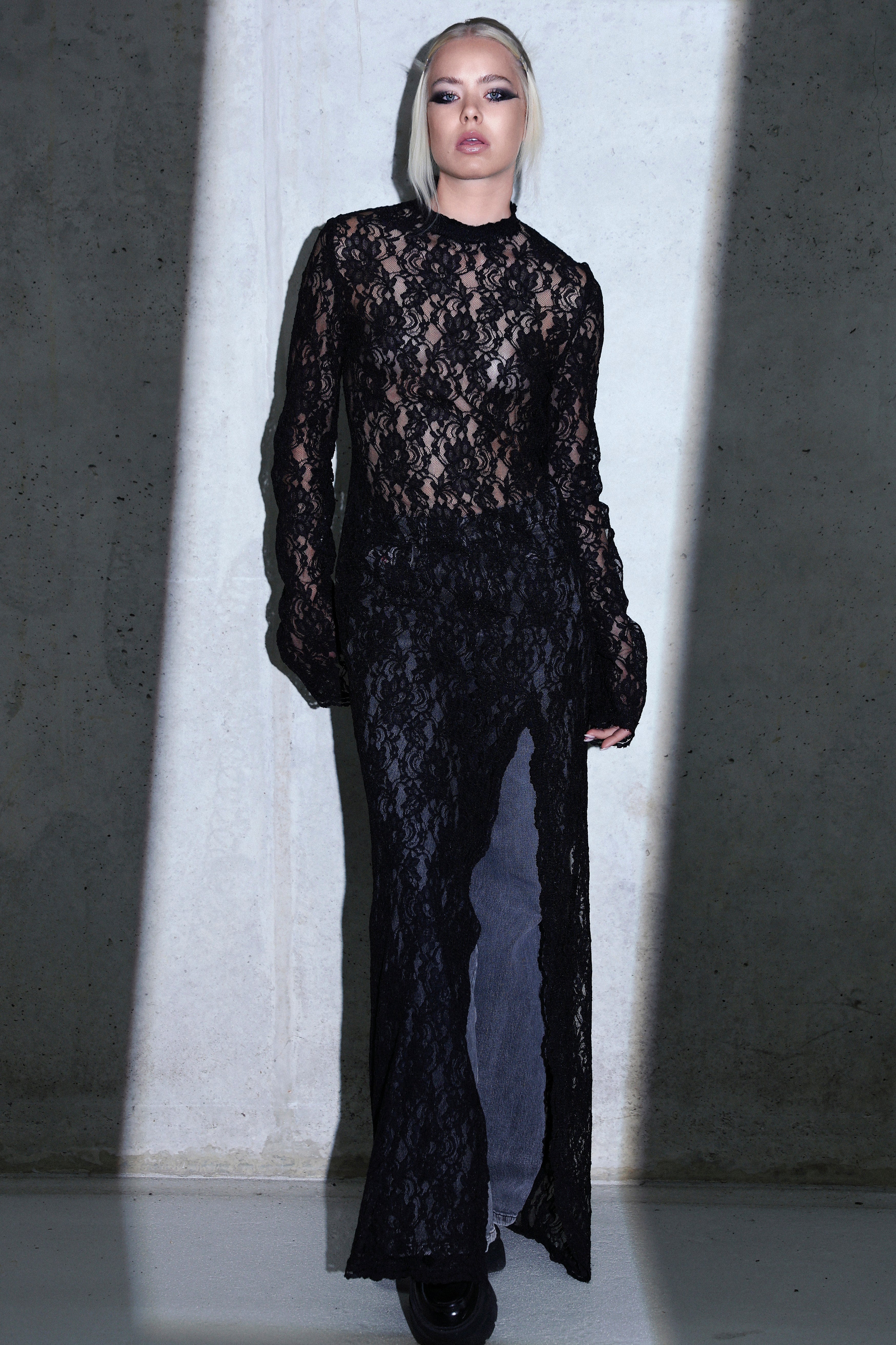 Lace dress – Noar The Label